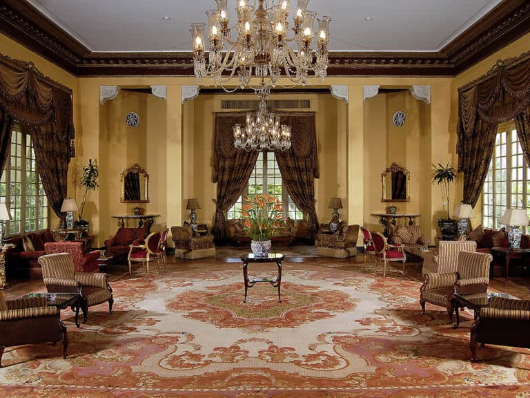 A Guide to Luxor, Egypt: Where to Stay, Eat and Shop